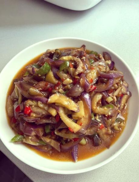 茄子怎么炒好吃_茄子炒多久才入味-第1张图片-山城妙识 茄子怎么炒好吃_茄子炒多久才入味-第1张图片-山城妙识