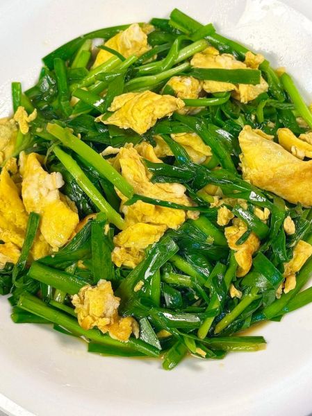 韭菜怎么炒好吃又简单_韭菜炒蛋家常做法-第1张图片-山城妙识