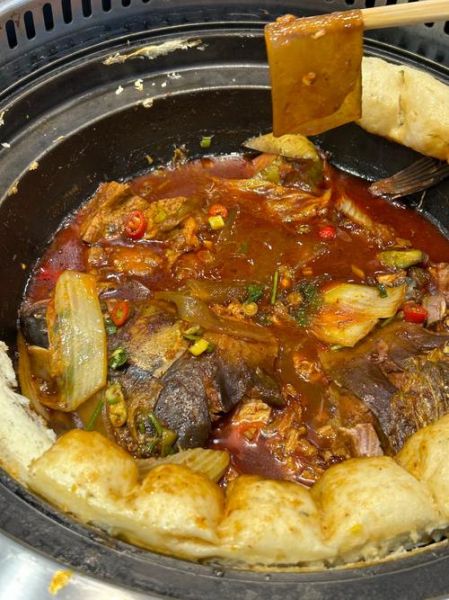 铁锅炖鱼一锅出怎么做_铁锅炖鱼一锅出需要多久-第1张图片-山城妙识