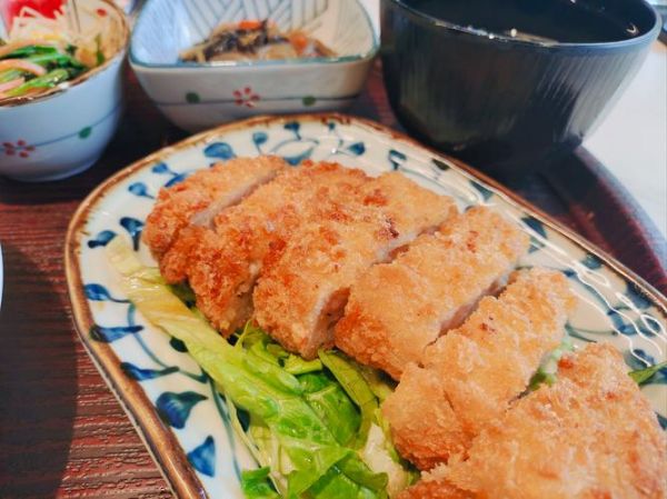 日式炸猪排怎么做_日式炸猪排用什么部位-第2张图片-山城妙识