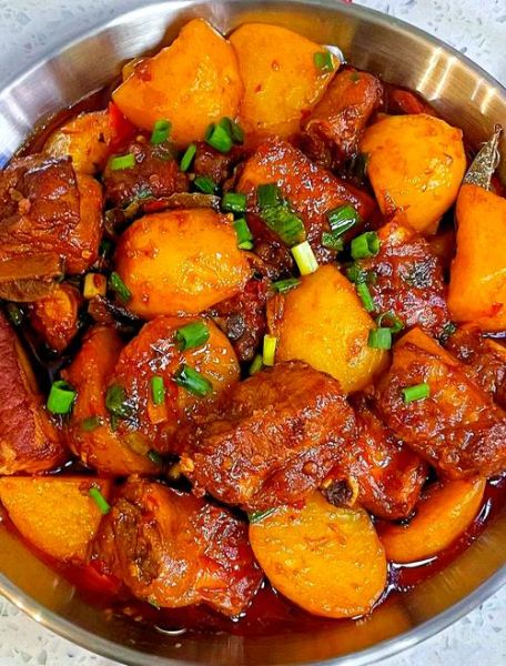 红烧土豆排骨怎么做_红烧土豆排骨的家常做法步骤图-第3张图片-山城妙识