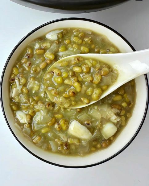 绿豆小米粥怎么煮_绿豆小米粥的正确做法-第1张图片-山城妙识