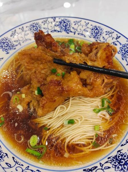 大排面怎么做才好吃_大排面用什么肉最好-第1张图片-山城妙识 大排面怎么做才好吃_大排面用什么肉最好-第1张图片-山城妙识