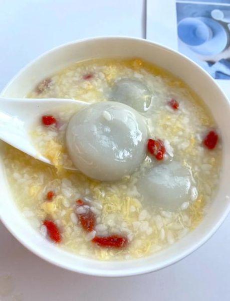 酒酿元宵怎么煮_酒酿元宵煮多久才软糯-第1张图片-山城妙识 酒酿元宵怎么煮_酒酿元宵煮多久才软糯-第1张图片-山城妙识