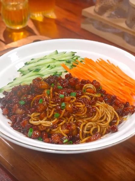 杂酱面怎么做好吃_杂酱面正宗做法-第1张图片-山城妙识 杂酱面怎么做好吃_杂酱面正宗做法-第1张图片-山城妙识