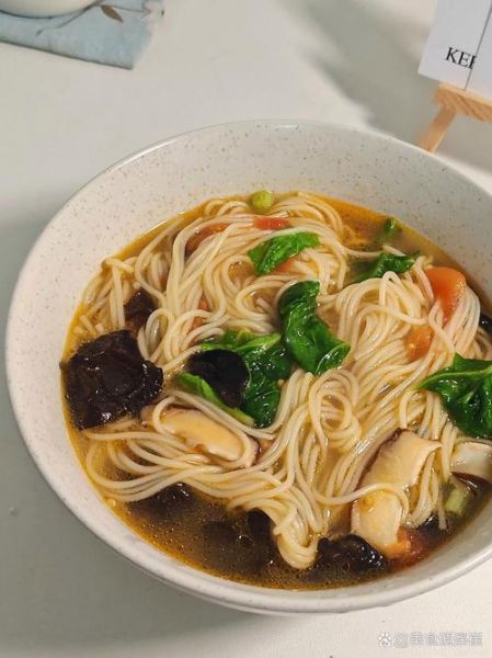 素汤面条怎么做好吃_家常素汤面做法大全-第2张图片-山城妙识 素汤面条怎么做好吃_家常素汤面做法大全-第2张图片-山城妙识