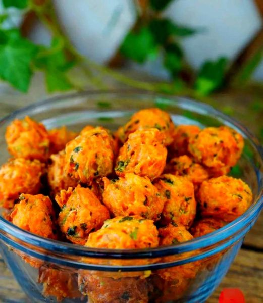 胡萝卜素丸子怎么做_胡萝卜素丸子营养价值-第1张图片-山城妙识 胡萝卜素丸子怎么做_胡萝卜素丸子营养价值-第1张图片-山城妙识