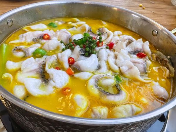 酸菜鱼火锅怎么做_酸菜鱼火锅的窍门-第2张图片-山城妙识 酸菜鱼火锅怎么做_酸菜鱼火锅的窍门-第2张图片-山城妙识