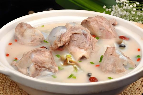 清炖棒骨汤怎么炖奶白色_棒骨汤奶白色秘诀-第2张图片-山城妙识 清炖棒骨汤怎么炖奶白色_棒骨汤奶白色秘诀-第2张图片-山城妙识