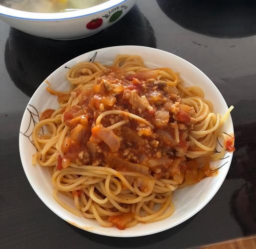 意大利面酱汁怎么做_家常番茄肉酱详细步骤-第1张图片-山城妙识