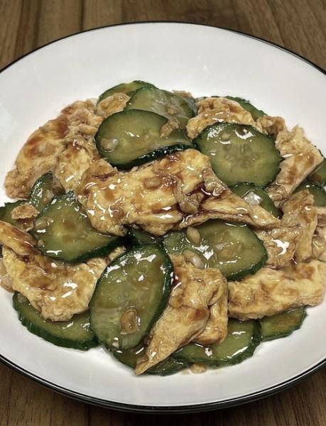 家常炒黄瓜怎么做_炒黄瓜要不要焯水-第2张图片-山城妙识