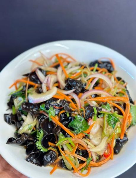 木耳洋葱凉拌怎么做_木耳洋葱凉拌家常做法-第1张图片-山城妙识