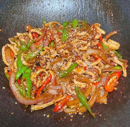 鱿鱼怎么炒才嫩_洋葱鱿鱼家常做法-第2张图片-山城妙识