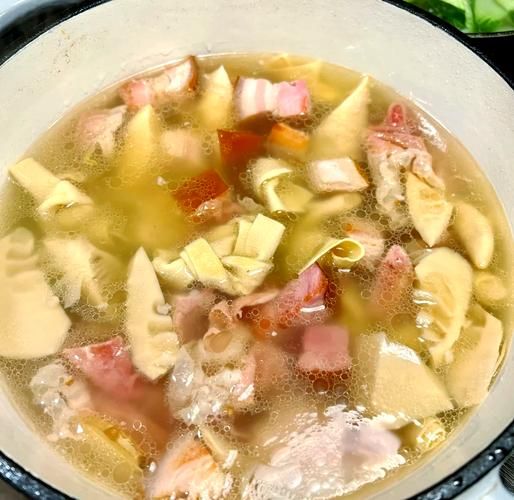 腌笃鲜的做法_腌笃鲜需要焯水吗-第1张图片-山城妙识 腌笃鲜的做法_腌笃鲜需要焯水吗-第1张图片-山城妙识