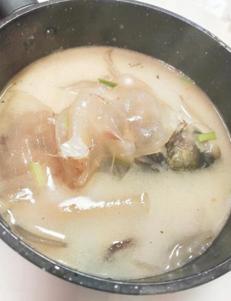 鱼头怎么做好吃_家常鱼头汤做法-第3张图片-山城妙识