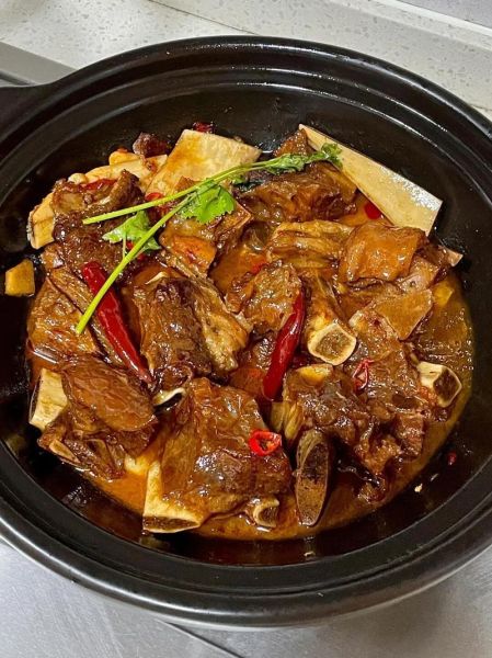 红烧牛排骨怎么做才软烂入味_家常红烧牛排骨的窍门-第1张图片-山城妙识 红烧牛排骨怎么做才软烂入味_家常红烧牛排骨的窍门-第1张图片-山城妙识