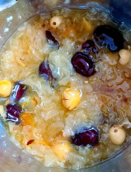 银耳红枣羹怎么做粘稠_银耳红枣羹不粘稠怎么办-第3张图片-山城妙识