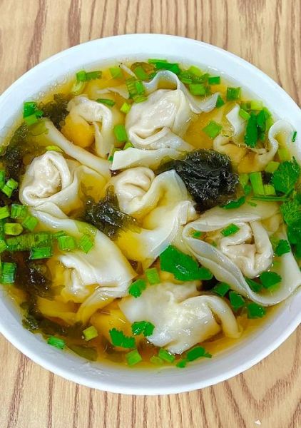 家庭馄饨汤怎么调好吃_馄饨汤调料比例-第2张图片-山城妙识