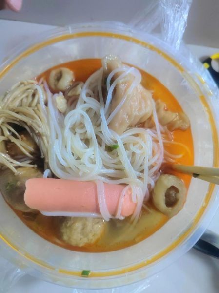 金针菇火腿肠汤怎么做_金针菇火腿肠汤的家常做法-第2张图片-山城妙识