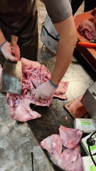 猪头怎么处理_猪头去毛技巧-第1张图片-山城妙识