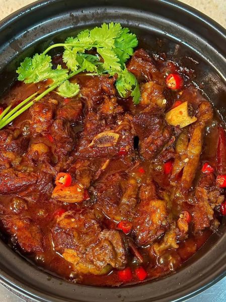 红烧牛排怎么做_红烧牛排最正宗的做法-第1张图片-山城妙识