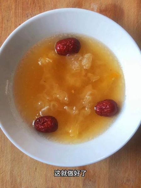 银耳泡多久_银耳泡发时间多久合适-第2张图片-山城妙识 银耳泡多久_银耳泡发时间多久合适-第2张图片-山城妙识