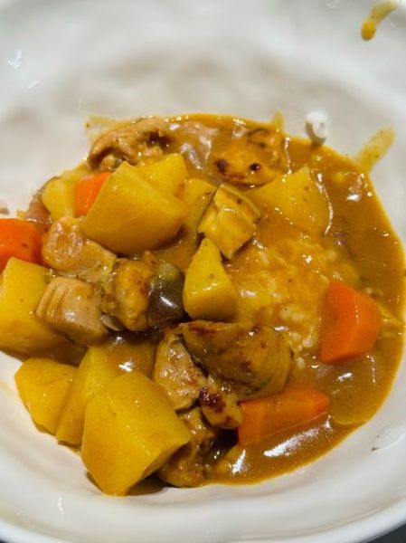 咖喱鸡肉饭怎么做才正宗_正宗咖喱鸡肉饭的做法窍门-第1张图片-山城妙识 咖喱鸡肉饭怎么做才正宗_正宗咖喱鸡肉饭的做法窍门-第1张图片-山城妙识