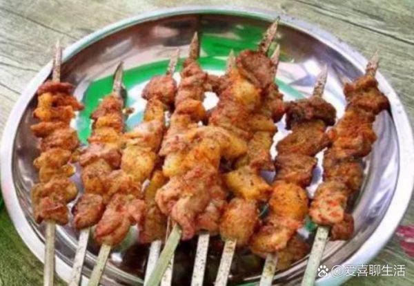 烤羊肉串怎么腌制才嫩_羊肉串腌制配料有哪些-第2张图片-山城妙识 烤羊肉串怎么腌制才嫩_羊肉串腌制配料有哪些-第2张图片-山城妙识