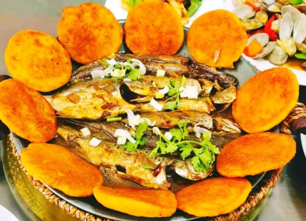 鱼锅饼子怎么做_鱼锅饼子家常做法-第2张图片-山城妙识