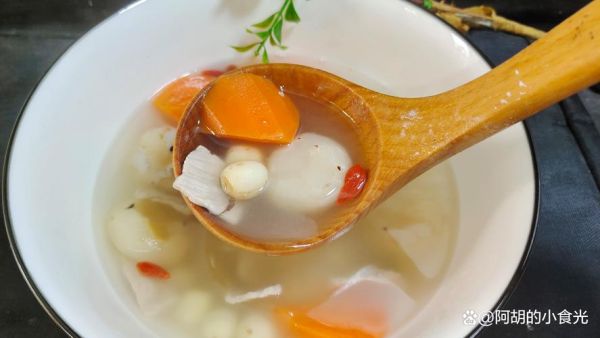 马蹄和百合煮水有什么功效_马蹄百合水适合什么人喝-第2张图片-山城妙识