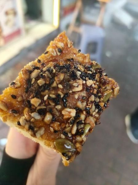 梅花糕是哪里的小吃_梅花糕起源于哪个城市-第2张图片-山城妙识