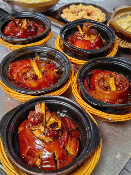 卤蹄髈最正宗的做法_家庭版卤蹄髈怎么做-第1张图片-山城妙识