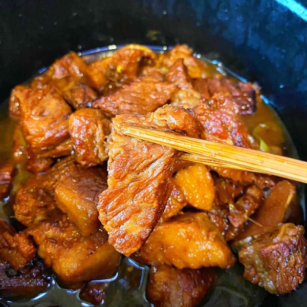 红焖牛肉怎么做_红焖牛肉的家常做法-第3张图片-山城妙识