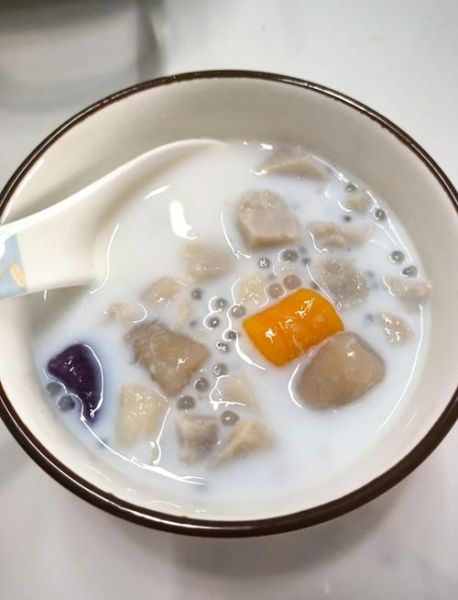 香芋西米露怎么煮_香芋西米露用椰奶还是牛奶-第3张图片-山城妙识