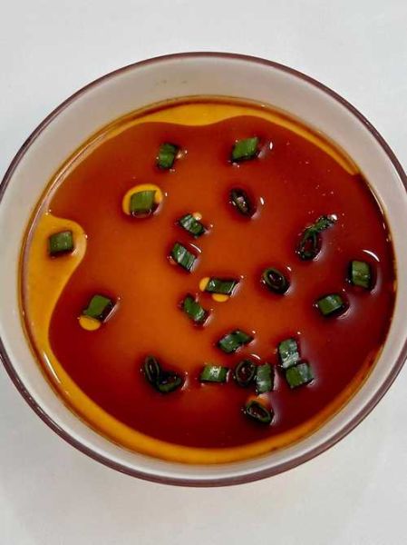 酱油蒸蛋怎么做_酱油蒸蛋水比例是多少-第2张图片-山城妙识 酱油蒸蛋怎么做_酱油蒸蛋水比例是多少-第2张图片-山城妙识