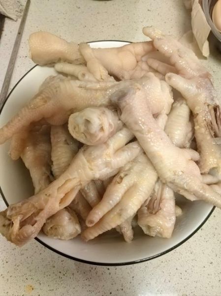 卤鸡爪不烂的秘诀_为什么卤鸡爪总是烂-第3张图片-山城妙识 卤鸡爪不烂的秘诀_为什么卤鸡爪总是烂-第3张图片-山城妙识