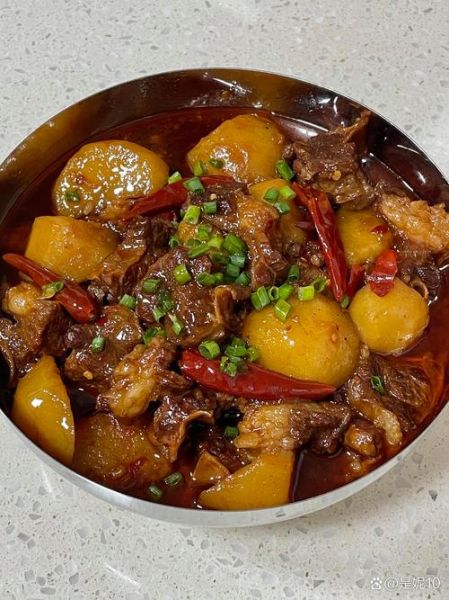 高压锅土豆炖牛肉怎么做_需要多长时间-第2张图片-山城妙识 高压锅土豆炖牛肉怎么做_需要多长时间-第2张图片-山城妙识