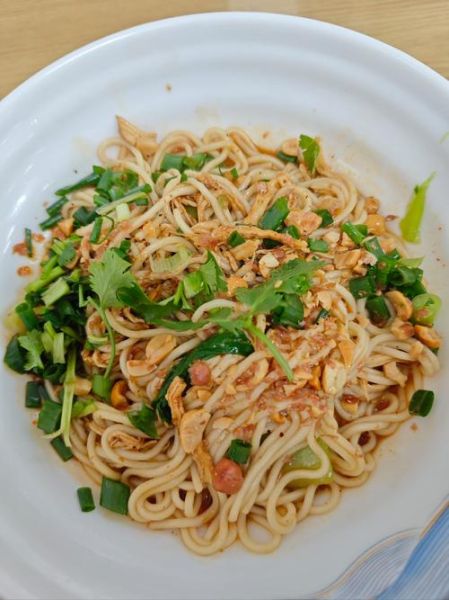 鸡丝面怎么做_鸡丝面调料有哪些-第2张图片-山城妙识 鸡丝面怎么做_鸡丝面调料有哪些-第2张图片-山城妙识