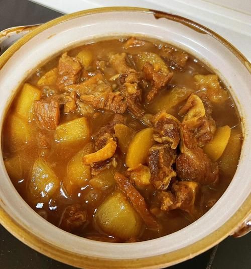 白萝卜焖牛腩怎么做_白萝卜焖牛腩要焯水吗-第2张图片-山城妙识