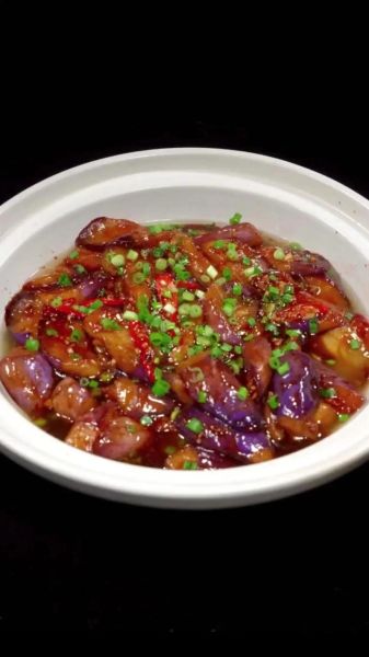 红烧茄子怎么做_红烧茄子用不用先炸-第2张图片-山城妙识 红烧茄子怎么做_红烧茄子用不用先炸-第2张图片-山城妙识