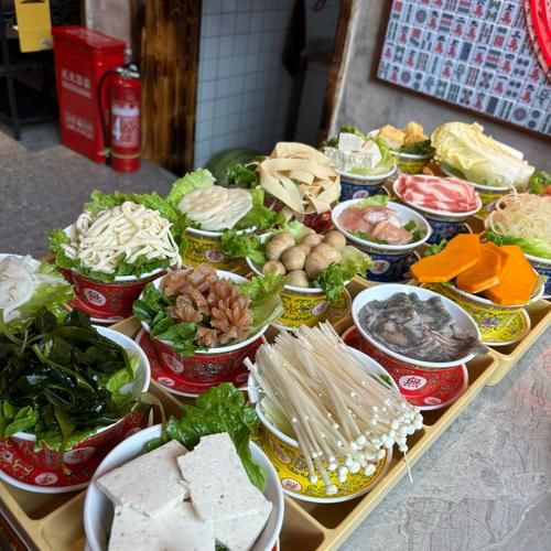 火锅菜品图片大全集_哪些食材必点-第1张图片-山城妙识 火锅菜品图片大全集_哪些食材必点-第1张图片-山城妙识