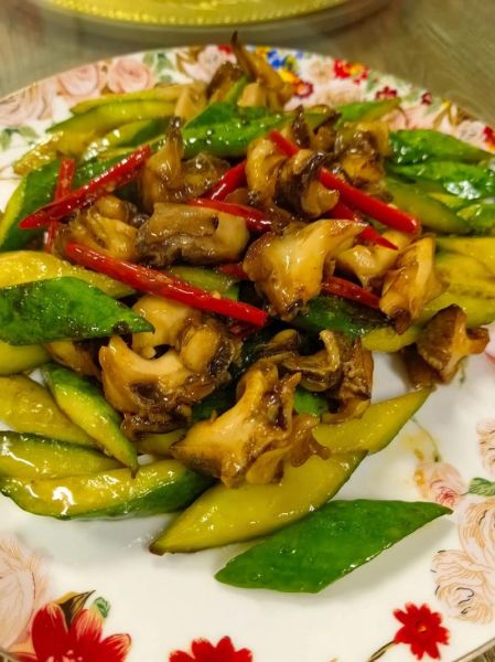 爆炒海螺片怎么做好吃_爆炒海螺片家常做法-第3张图片-山城妙识