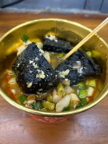 臭豆腐大便曝光视频_是真的吗-第3张图片-山城妙识