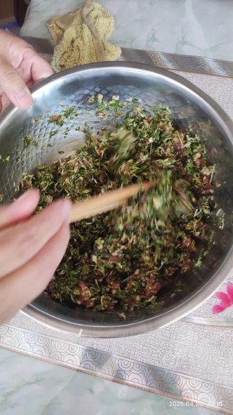 荠菜豆腐饺子馅怎么做_荠菜豆腐饺子馅的做法-第3张图片-山城妙识