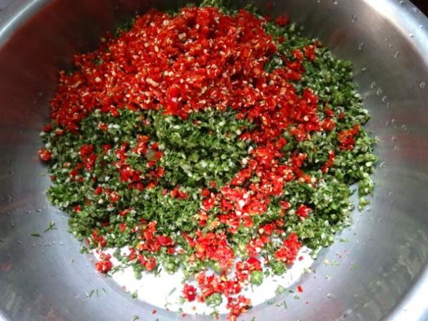 韭菜花怎么腌制_腌韭菜花要不要焯水-第2张图片-山城妙识