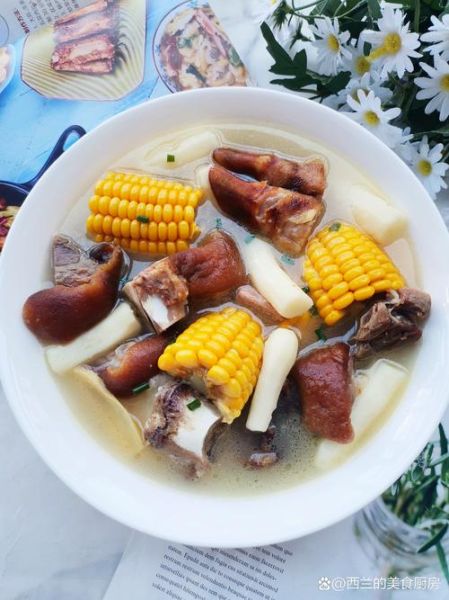 猪蹄炖玉米怎么做_猪蹄炖玉米需要焯水吗-第1张图片-山城妙识
