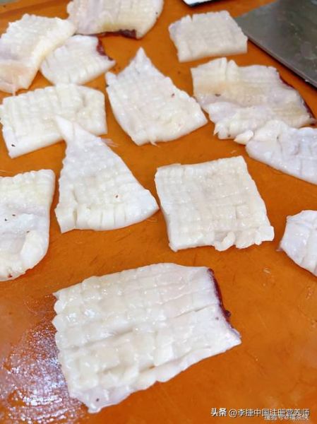 鱿鱼花刀切哪面_怎么切才卷-第3张图片-山城妙识