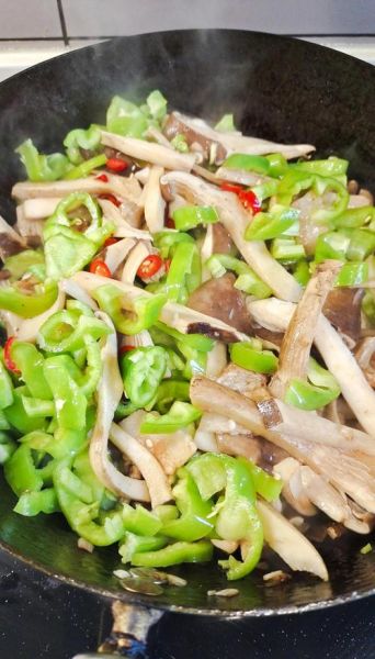 猪肚菌怎么做好吃_猪肚菌的做法大全-第2张图片-山城妙识