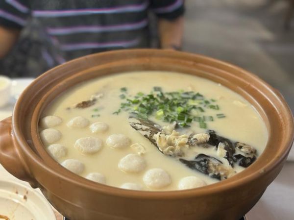 鱼头锅子怎么做好吃_鱼头锅子家常做法-第3张图片-山城妙识