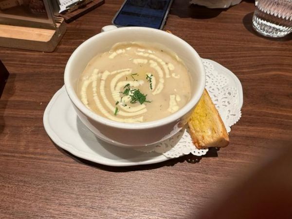 蘑菇汤的家常做法_怎样做出奶白浓汤-第1张图片-山城妙识 蘑菇汤的家常做法_怎样做出奶白浓汤-第1张图片-山城妙识